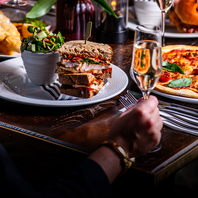 The Woolpack Country Pub & Restaurant in Aylesbury Buckinghamshire